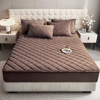 Husa / Topper cu elastic + 2 fețe de pernă – DerCasa