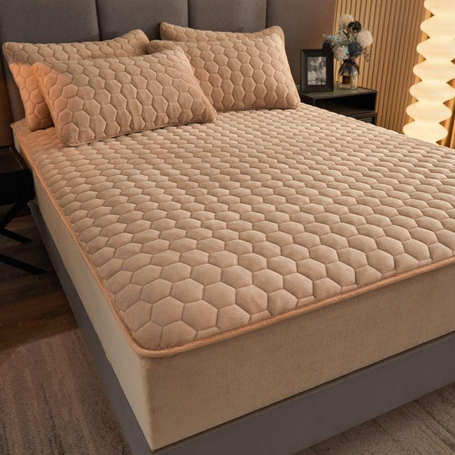 Husa / Topper cu elastic + 2 fețe de pernă – DerCasa